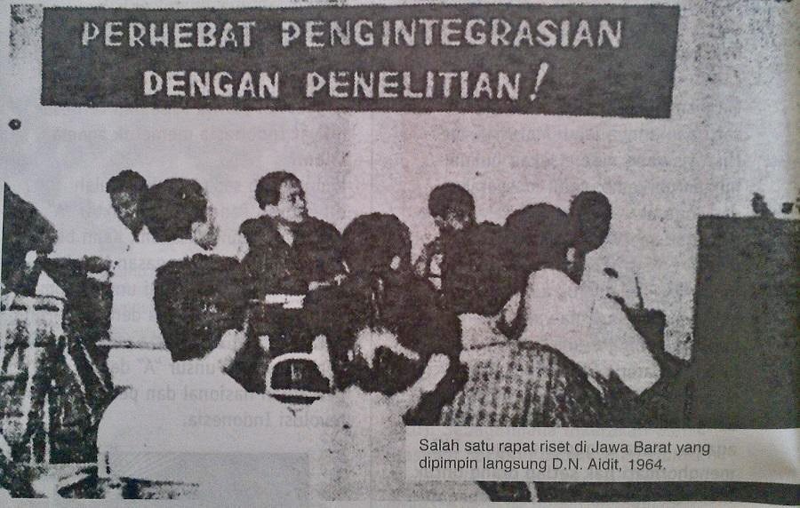 Membaca lagi Riset D.N Aidit, Tujuh Setan Desa: Mereka Tak Mati, Hanya ...